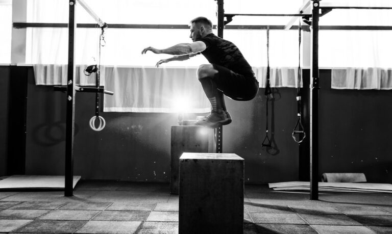 How to do box jumps to burn fat, build muscle and boost speed and power
